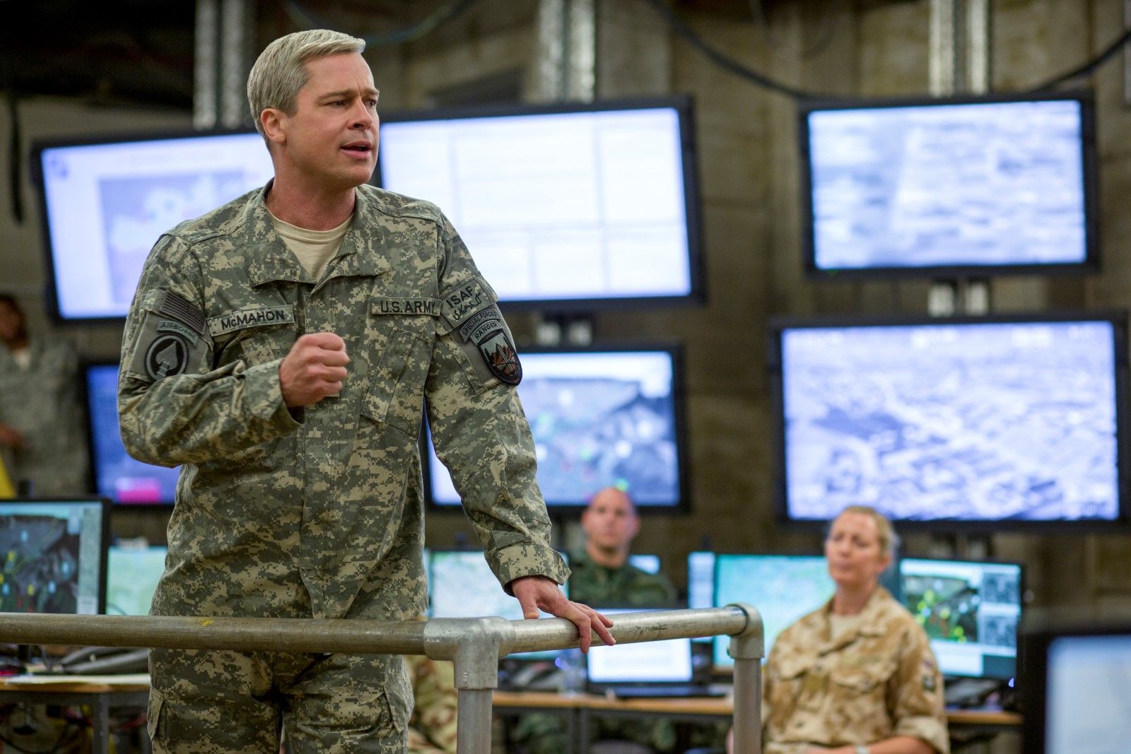 Foto de Brad Pitt - War Machine : Fotos Brad Pitt - Foto 210 de 476 ...
