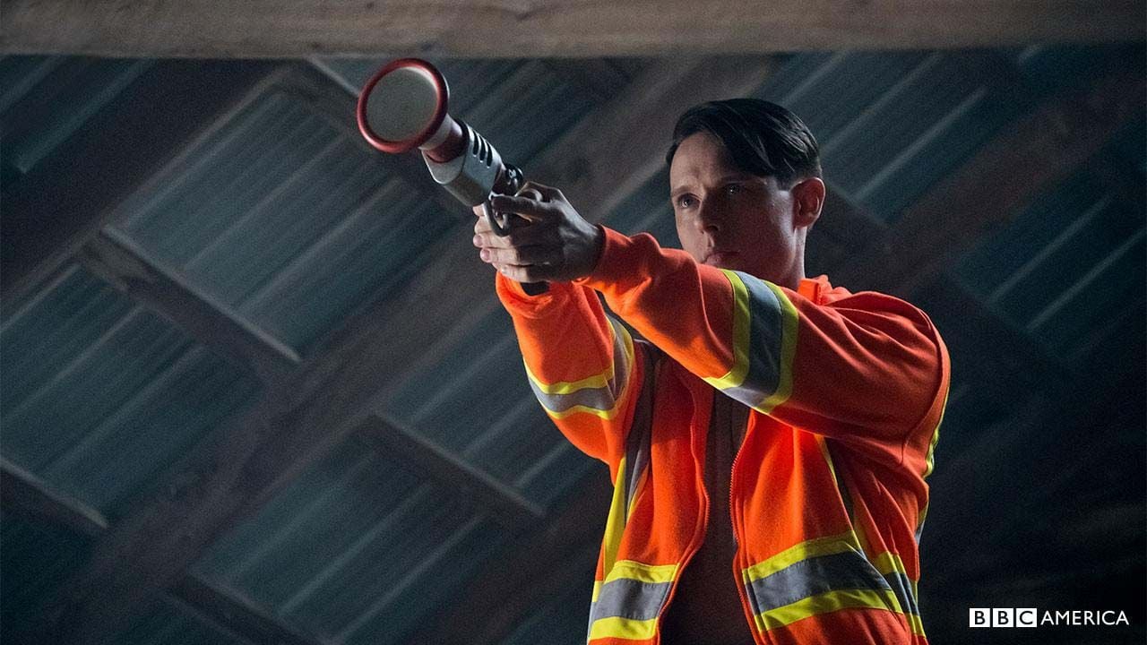 Dirk Gently : Fotos Samuel Barnett - 18 no 25 - AdoroCinema