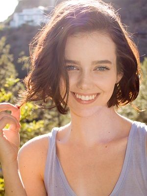 Maemae Renfrow - AdoroCinema