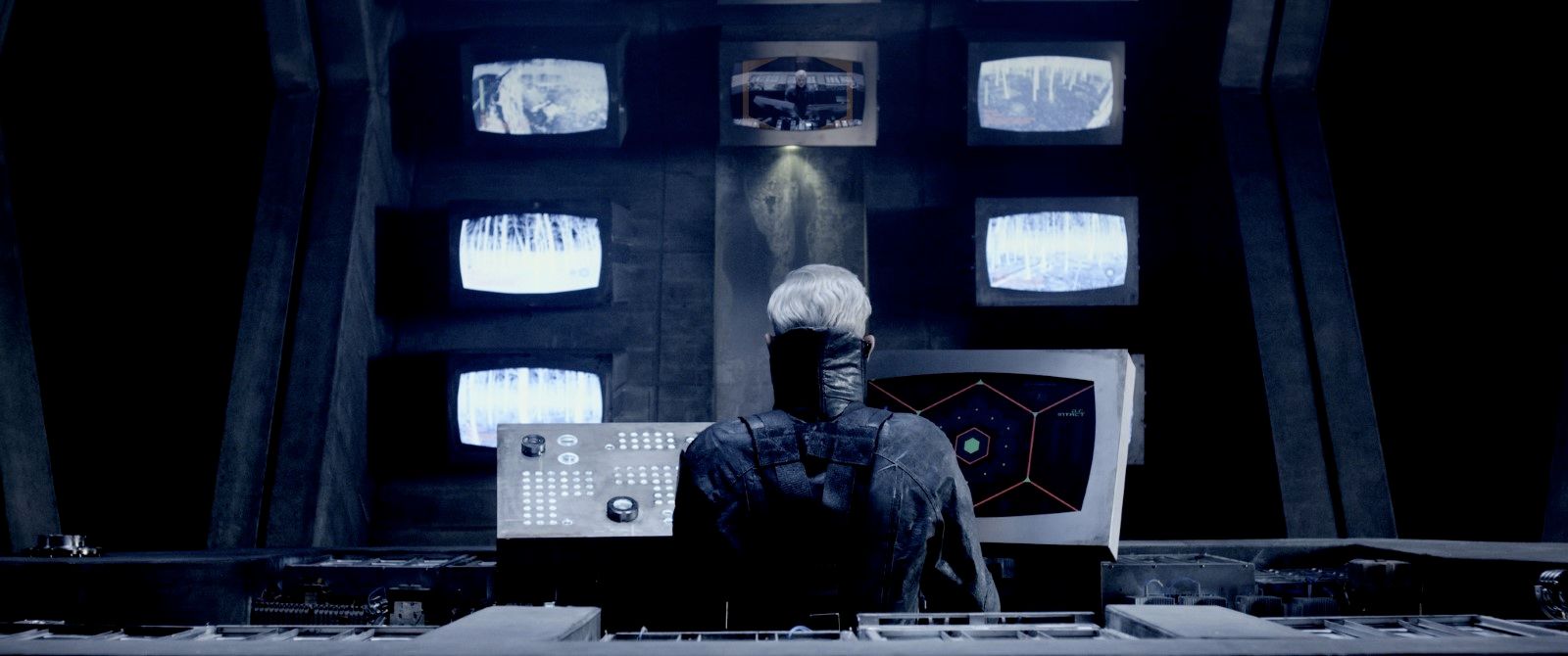 Foto do filme SUM1: O Soldado da Resistência - Foto 18 de 32 - AdoroCinema