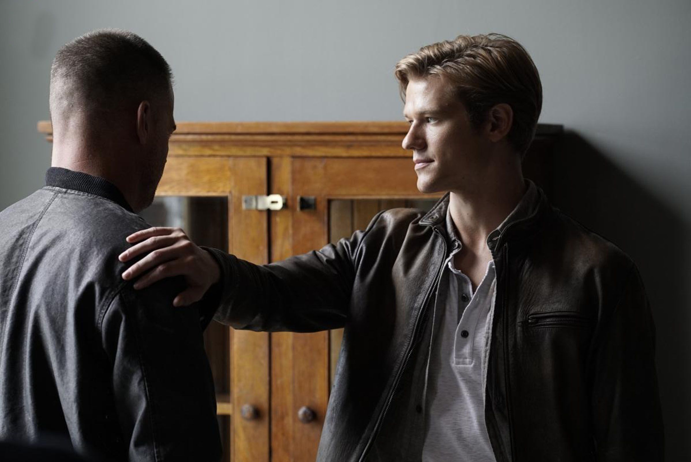 MacGyver (2016) : MacGyver (2016) : Fotos Lucas Till - 26 no 100 ...