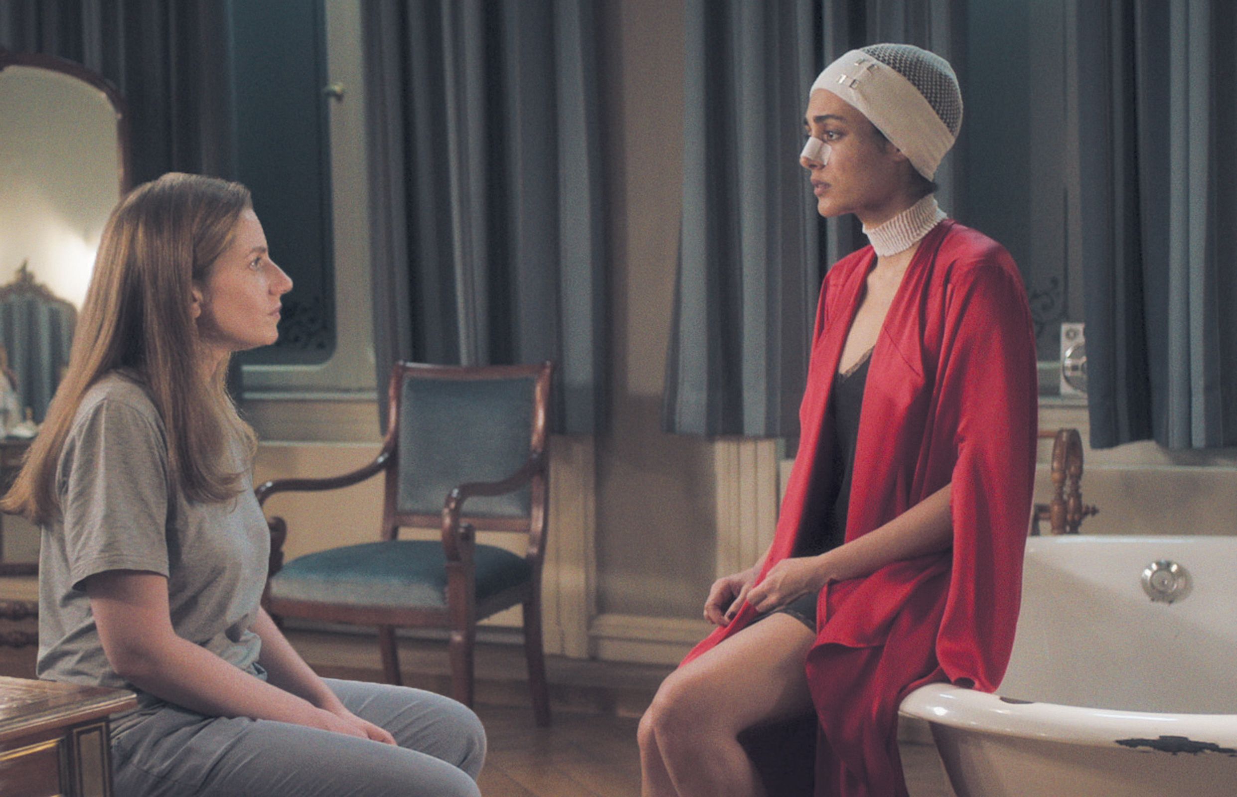 Foto de Neta Riskin - Abrigo : Fotos Golshifteh Farahani, Neta Riskin ...