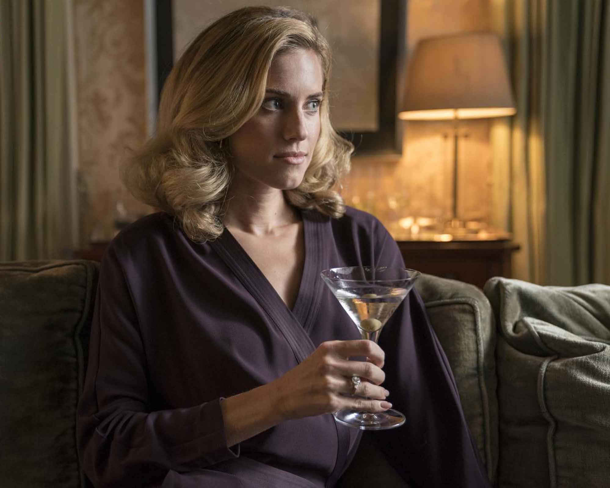 Patrick Melrose : Fotos Allison Williams - 8 no 14 - AdoroCinema