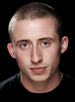 Conall Keating - AdoroCinema