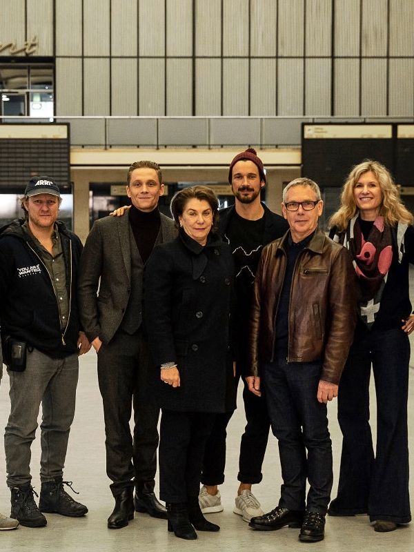 Pôster do filme 100 Things - Foto 17 de 18 - AdoroCinema