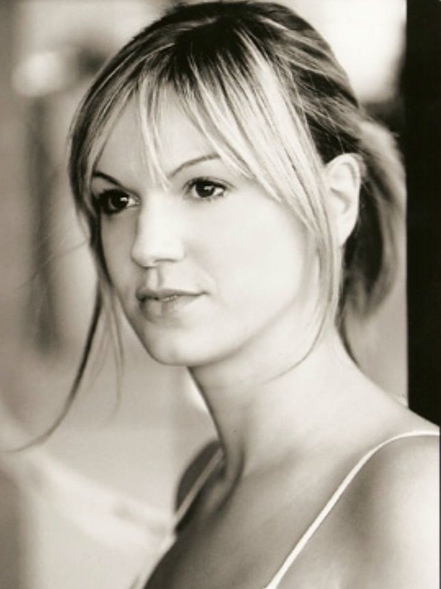 Kate McEnery - AdoroCinema