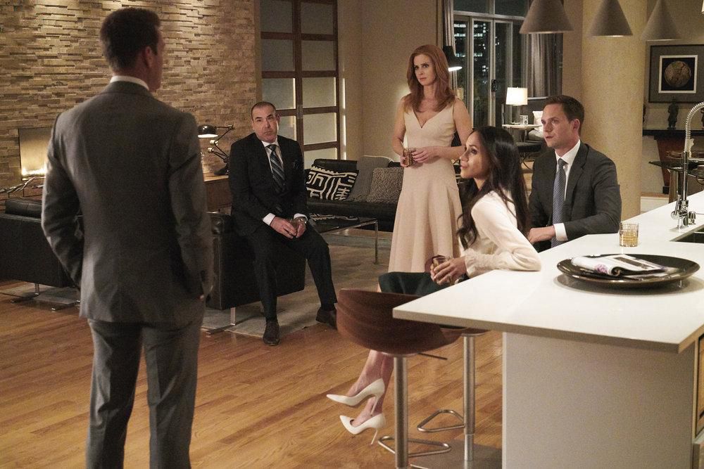 Suits : Suits : Fotos Meghan Markle, Rick Hoffman, Patrick J. Adams ...