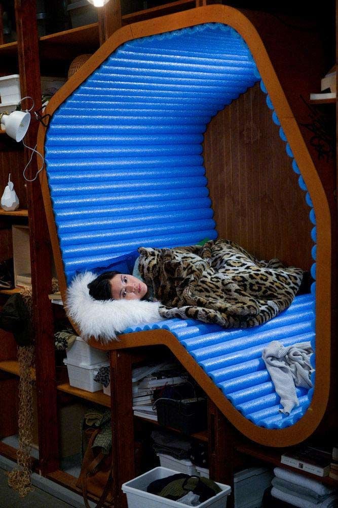 Reverie : Reverie : Fotos Sarah Shahi - 53 no 57 - AdoroCinema