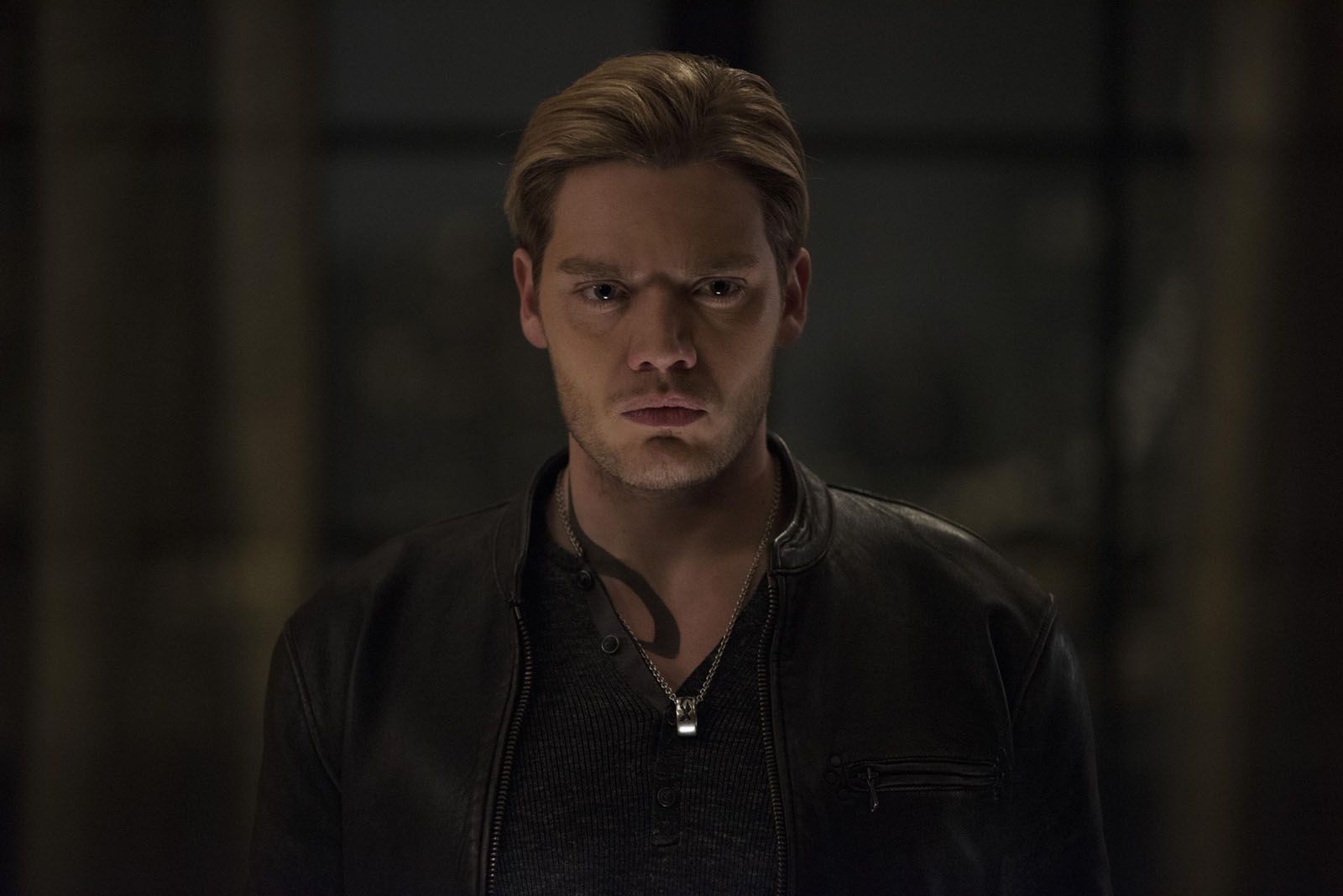 Shadowhunters : Shadowhunters : Fotos Dominic Sherwood - 66 no 250 ...