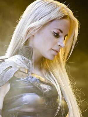 Katrine de Candole : A biografia - AdoroCinema