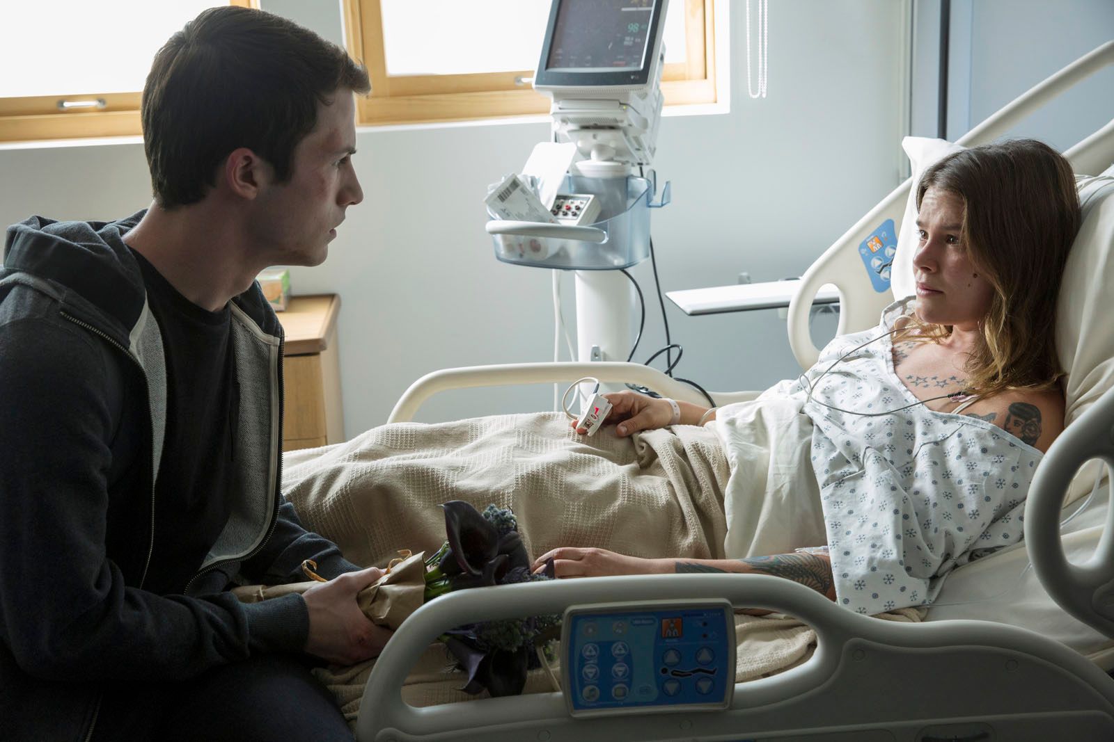 13 Reasons Why : 13 Reasons Why : Fotos Dylan Minnette, Sosie Bacon ...