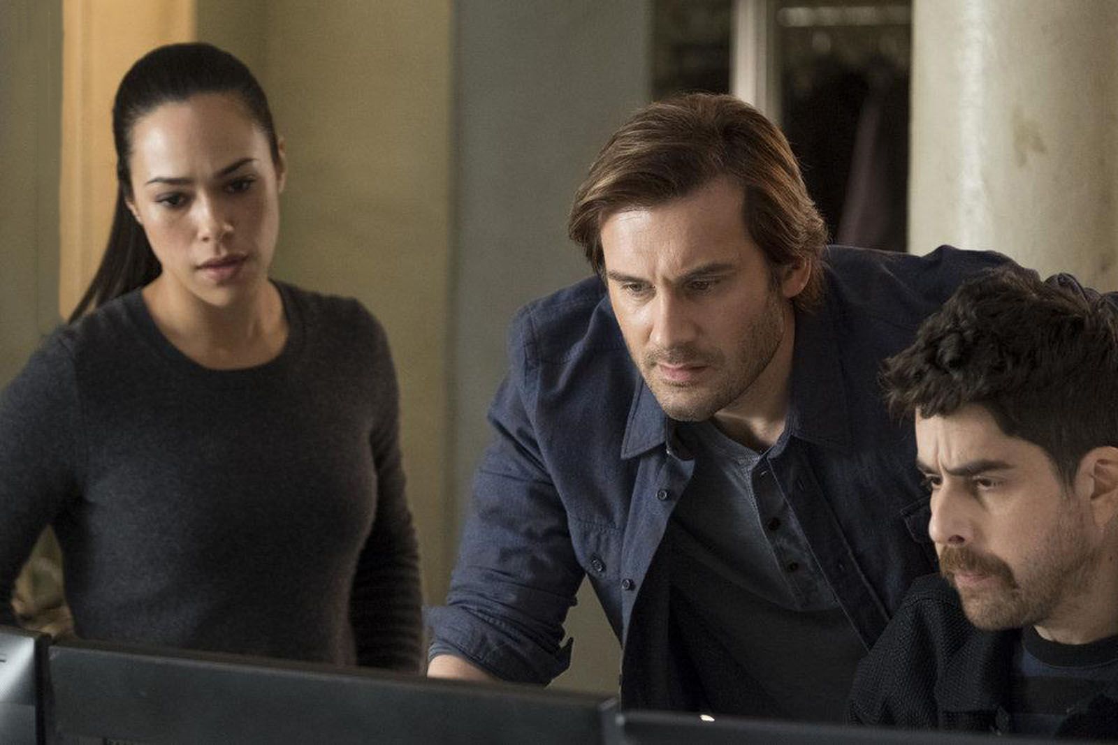 Taken (2017) : Taken (2017) : Fotos Jessica Camacho, Clive Standen ...