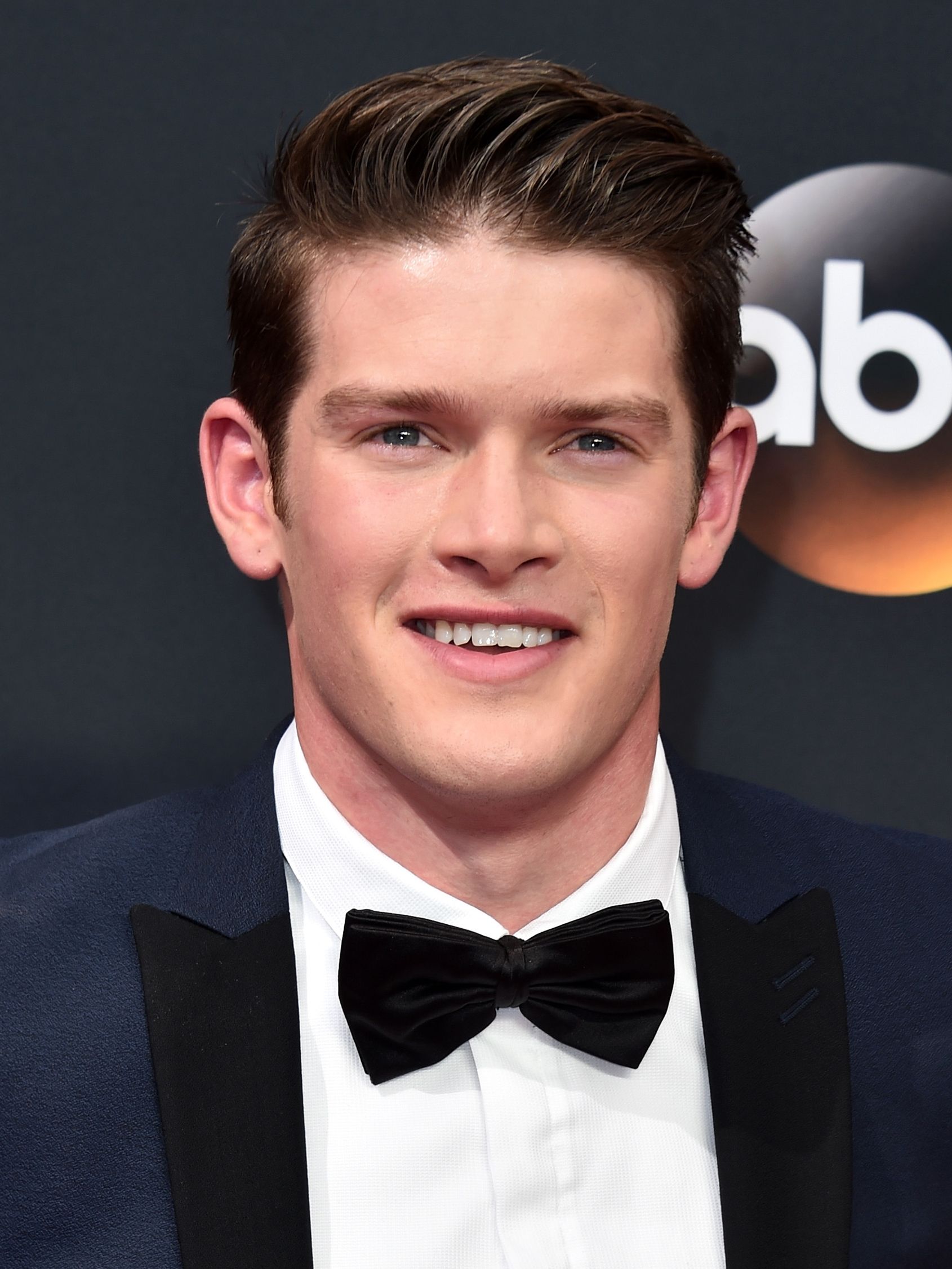 Alex MacNicoll - AdoroCinema