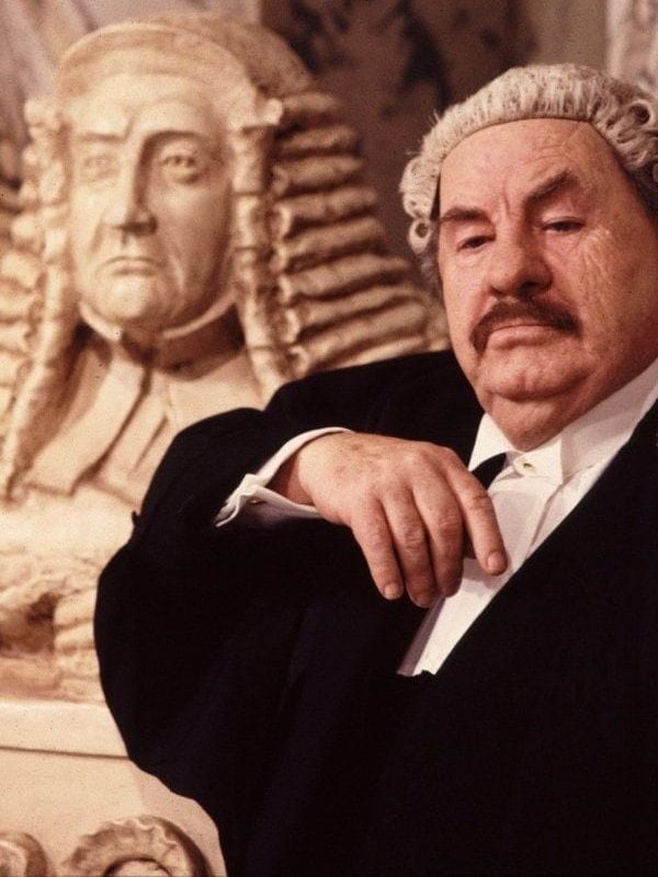 Rumpole of the Bailey - Série 1978 - AdoroCinema