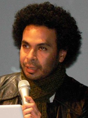 Hector Chavez - AdoroCinema
