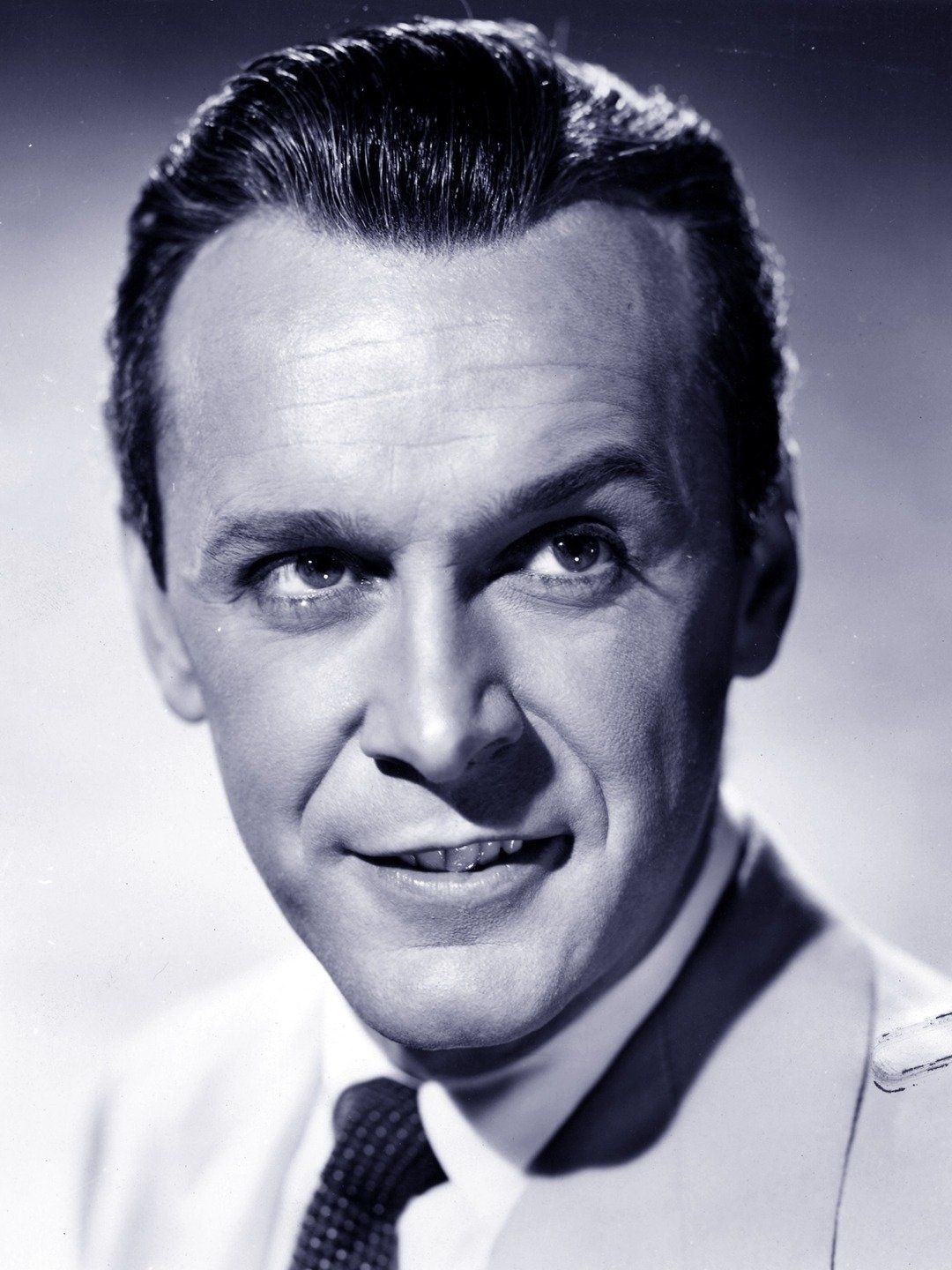 Bill Kerr - AdoroCinema