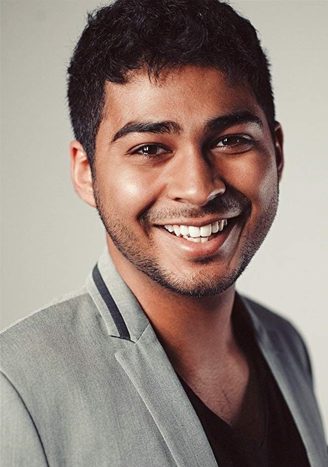 Akash Sherman - AdoroCinema