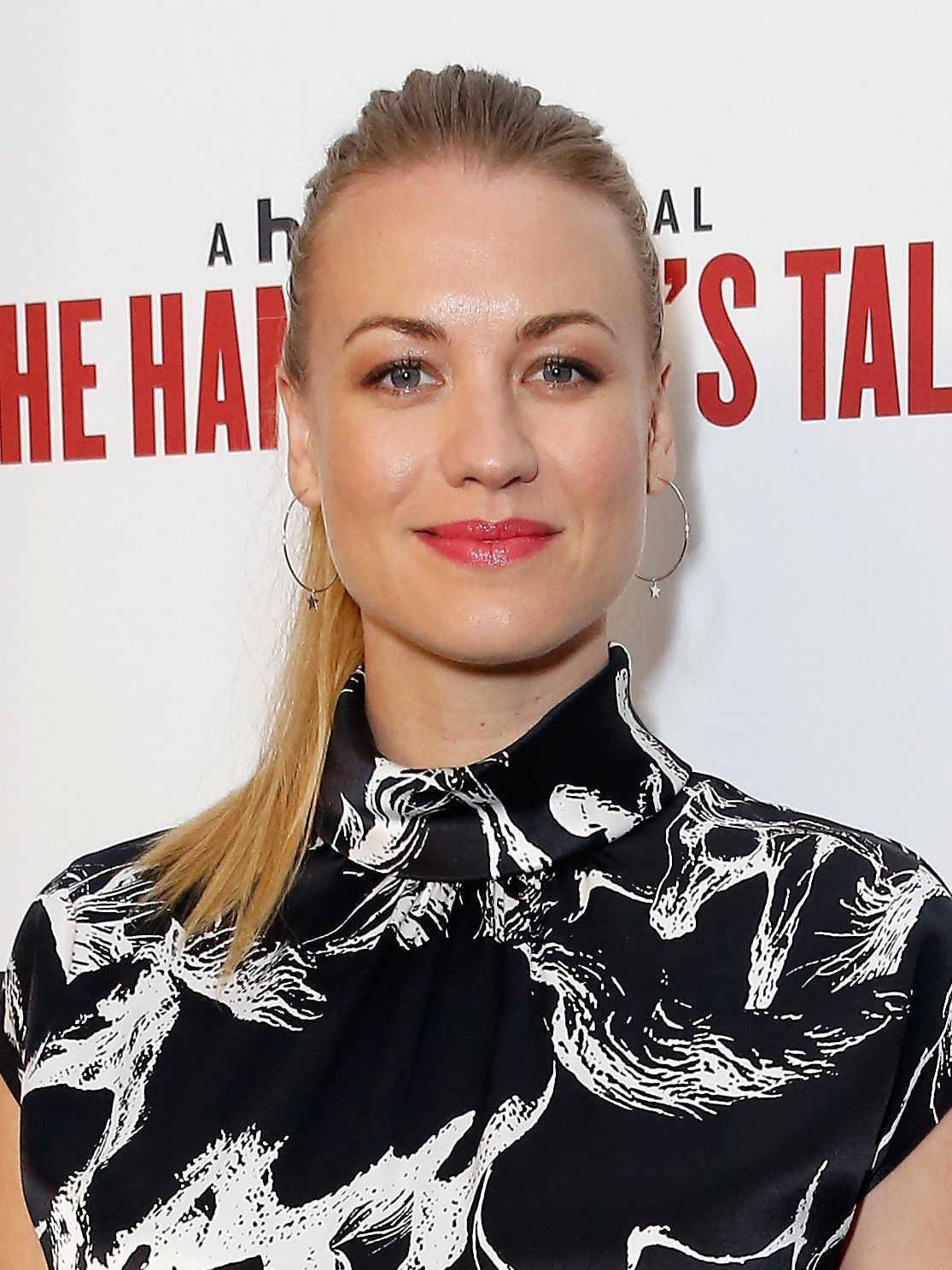 Yvonne Strahovski : seus Filmes e séries em streaming - AdoroCinema