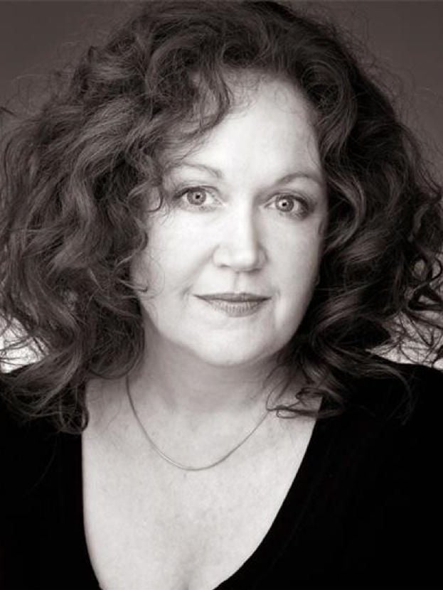 Julie Nihill - AdoroCinema