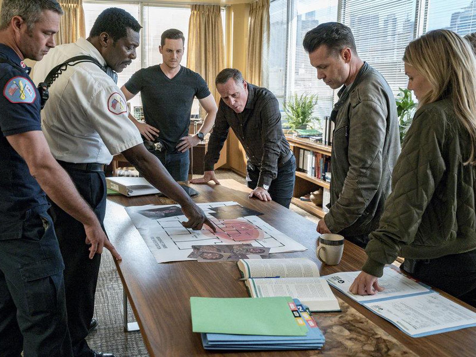 Chicago P.D. Distrito 21 : Chicago P.D. Distrito 21 : Fotos Jason Beghe ...