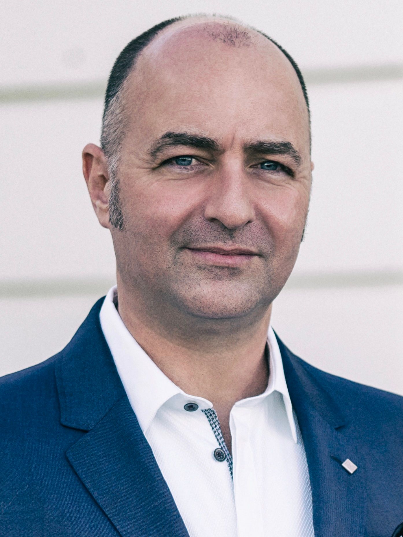 Simon Barry - AdoroCinema