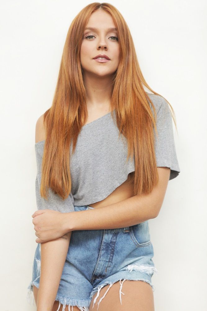 Foto de Gabi Lopes - Poster Gabi Lopes - Foto 2 de 6 - AdoroCinema