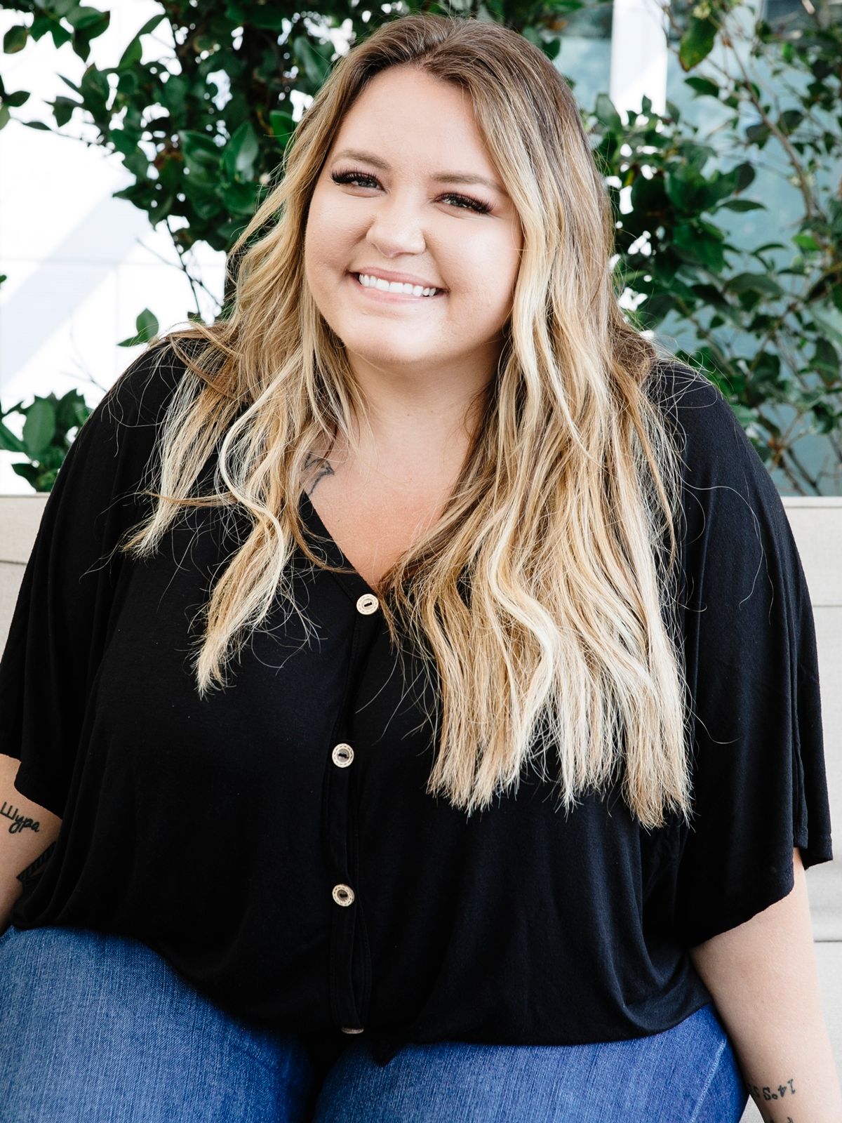 Anna Todd - AdoroCinema
