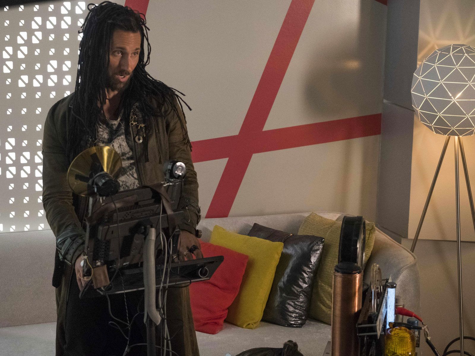 Foto de Derek Wilson - Future Man: O Viajante do Tempo : Fotos Derek ...