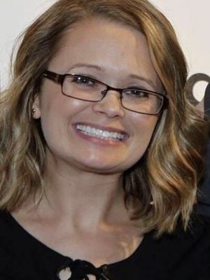 Angela Peavey - AdoroCinema