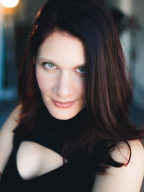 Erica Weiss - AdoroCinema