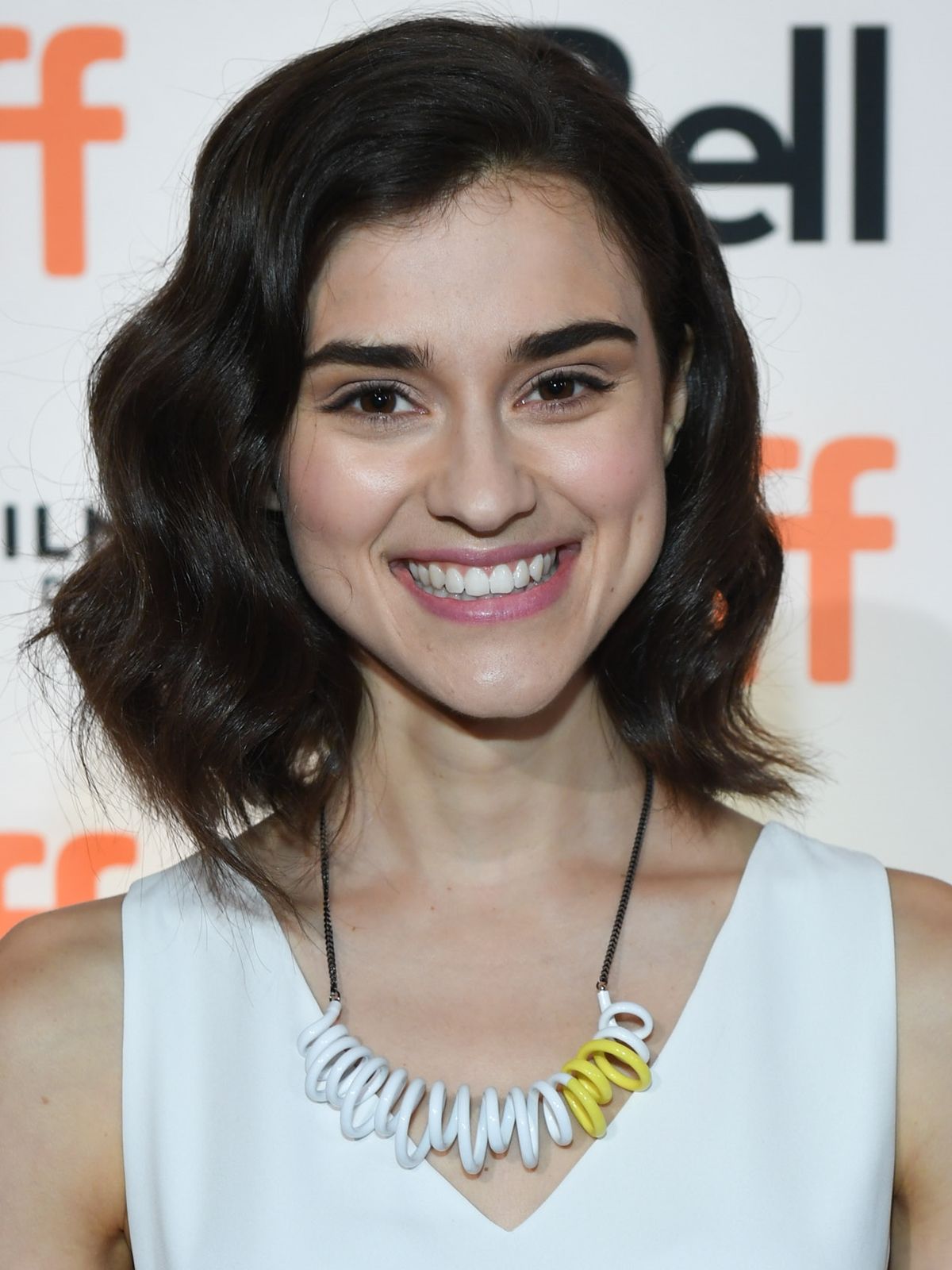 Rebecca Liddiard's Instagram, Twitter & Facebook on IDCrawl