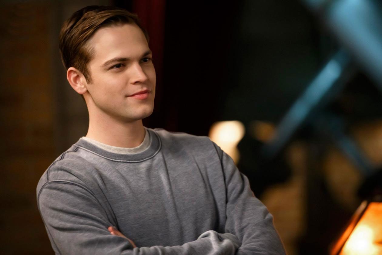Foto de Alexander Calvert - Supernatural : Fotos Alexander Calvert ...