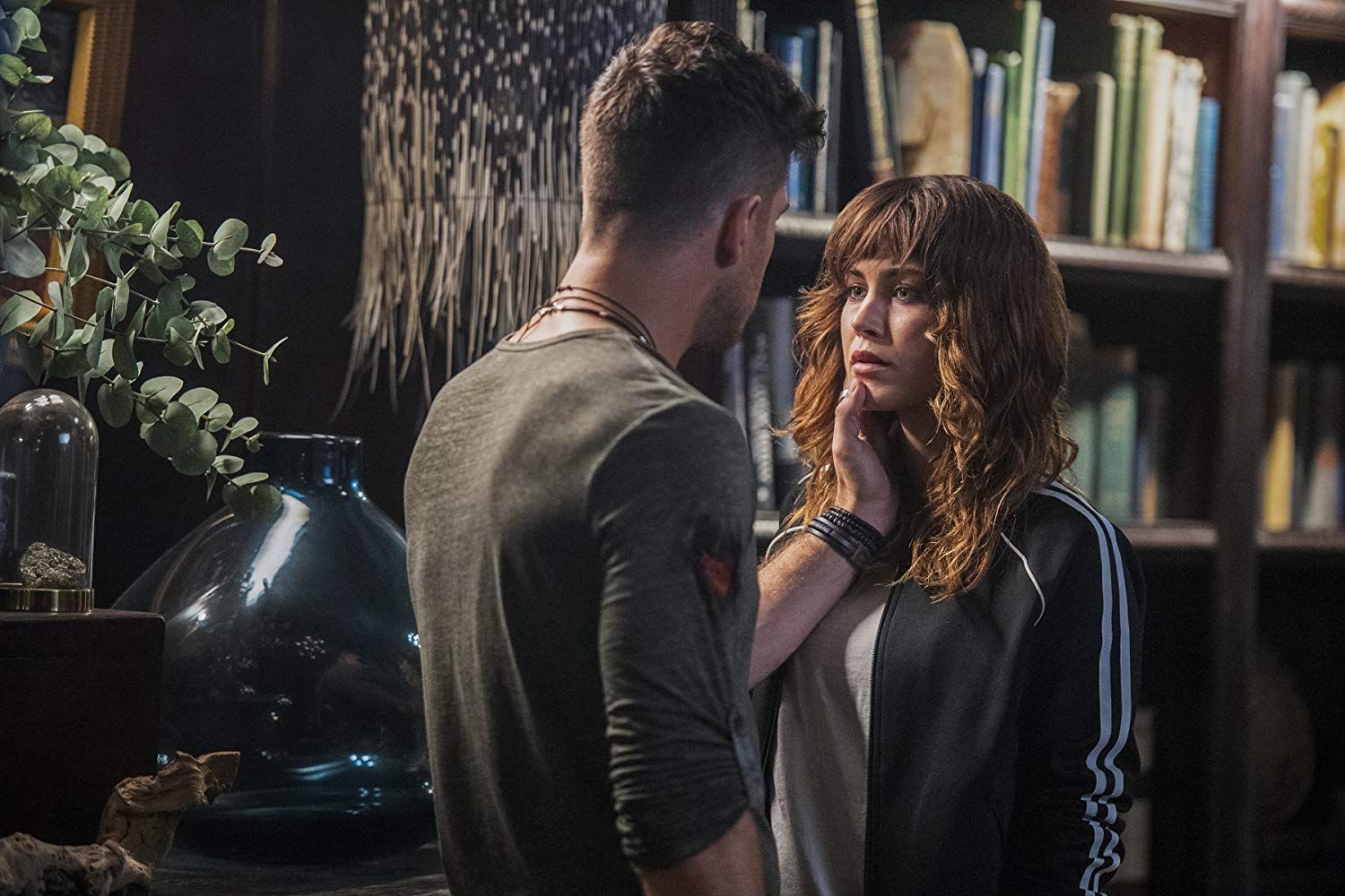 Pôster Tidelands 1ª temporada - Pôster 12 no 22 - AdoroCinema