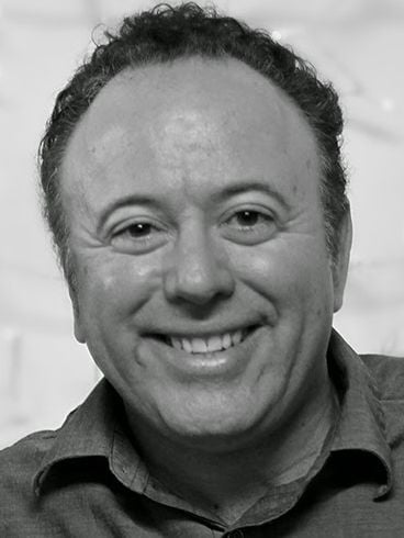 Danny Carrales - AdoroCinema