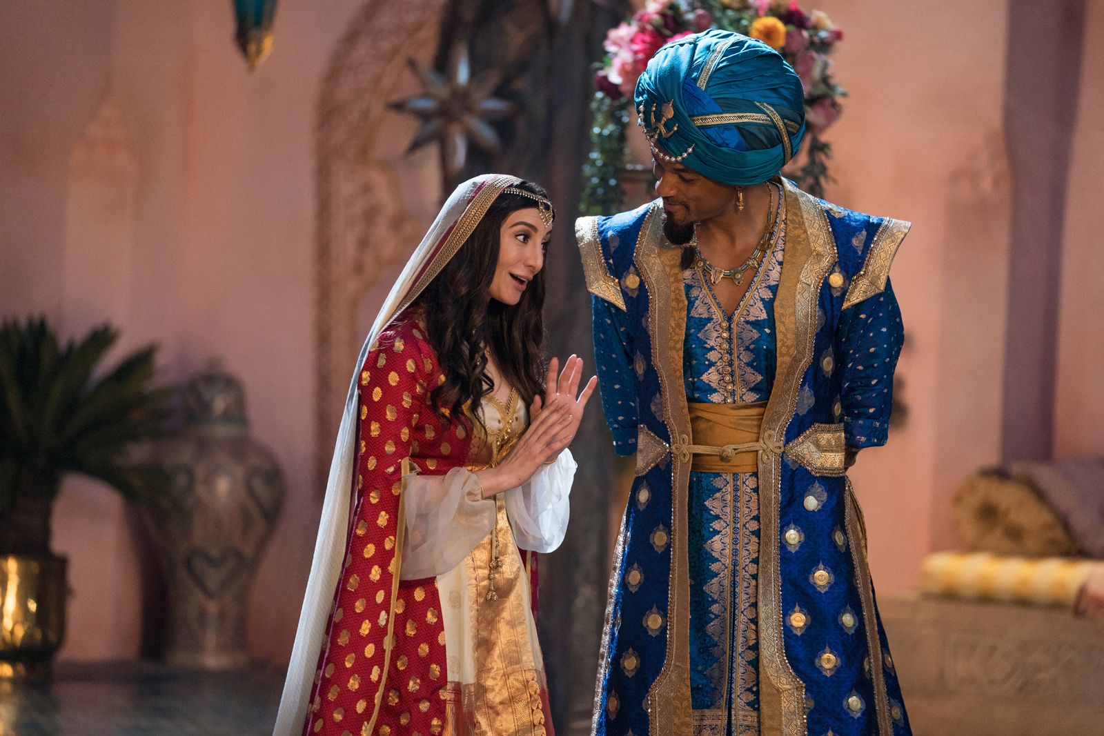 Foto de Naomi Scott - Aladdin : Fotos Will Smith, Nasim Pedrad, Naomi ...