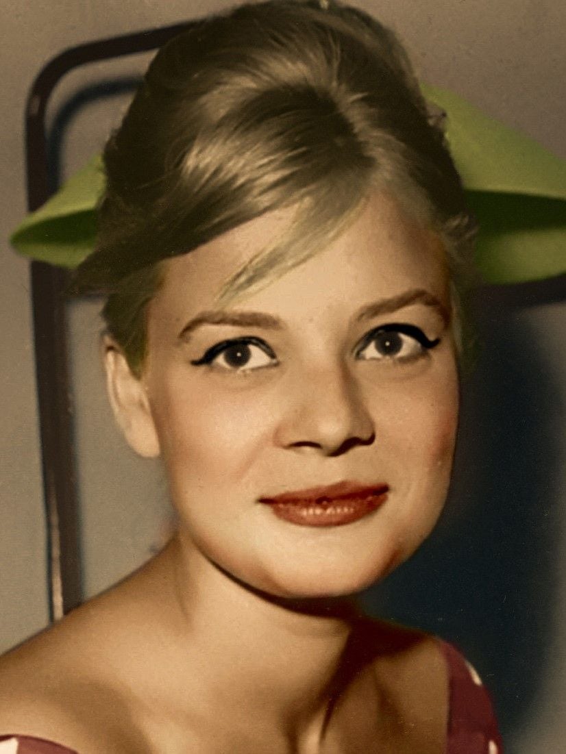 Nadia Lutfi - AdoroCinema