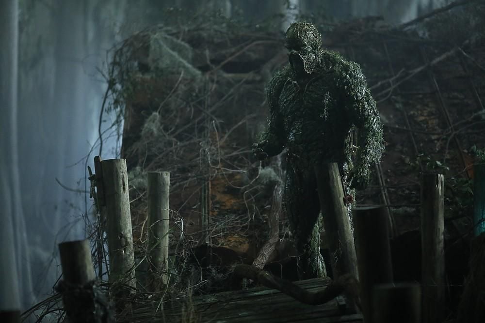Swamp Thing : Swamp Thing : Fotos Derek Mears - 45 no 52 - AdoroCinema