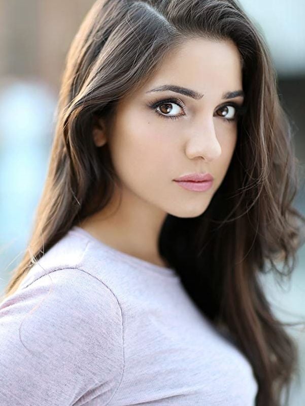 Paniz Zade - AdoroCinema