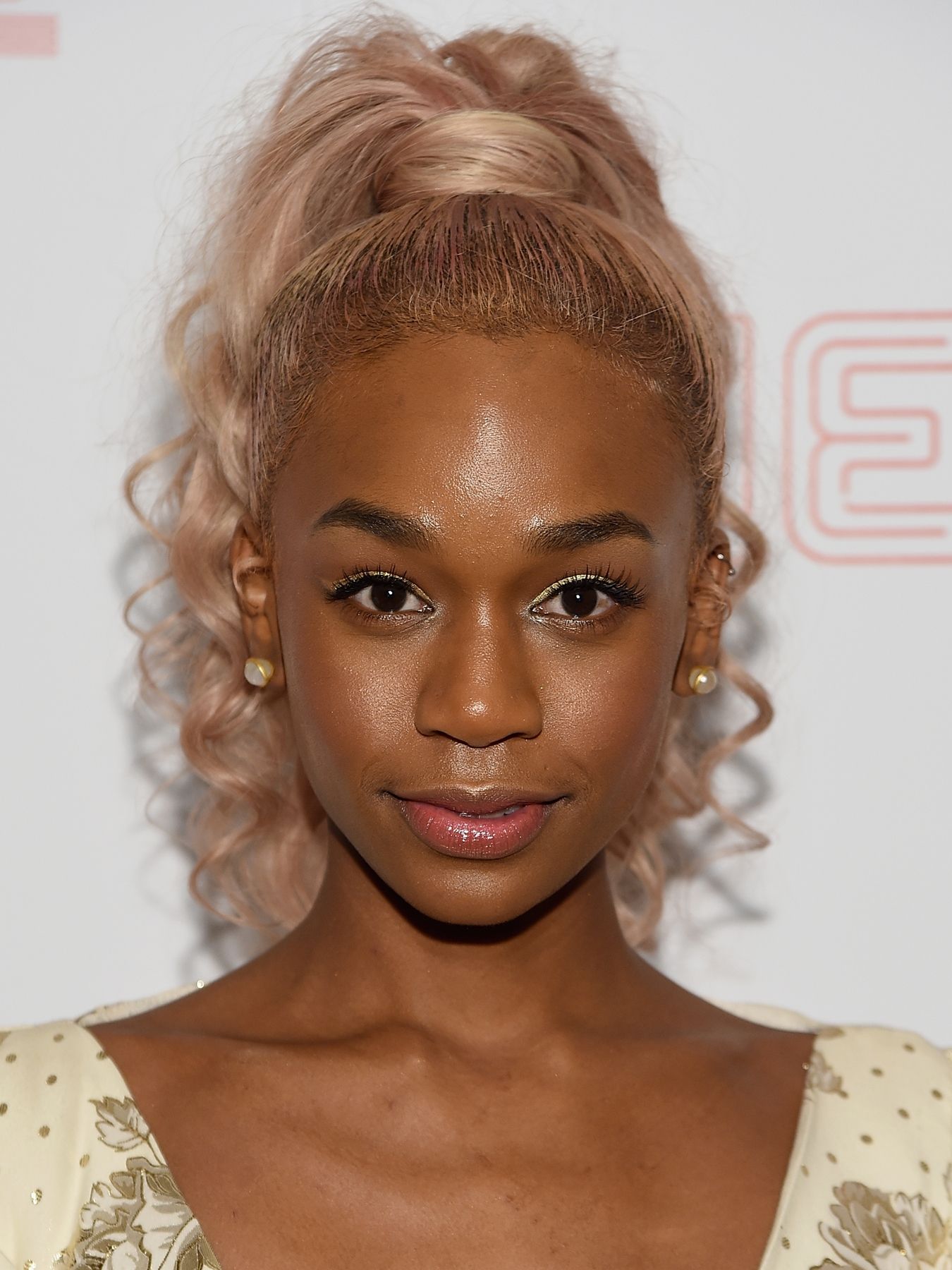 Abra - AdoroCinema