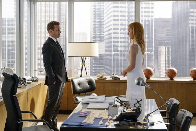 Suits : Suits : Fotos Gabriel Macht, Sarah Rafferty - 84 no 636 ...