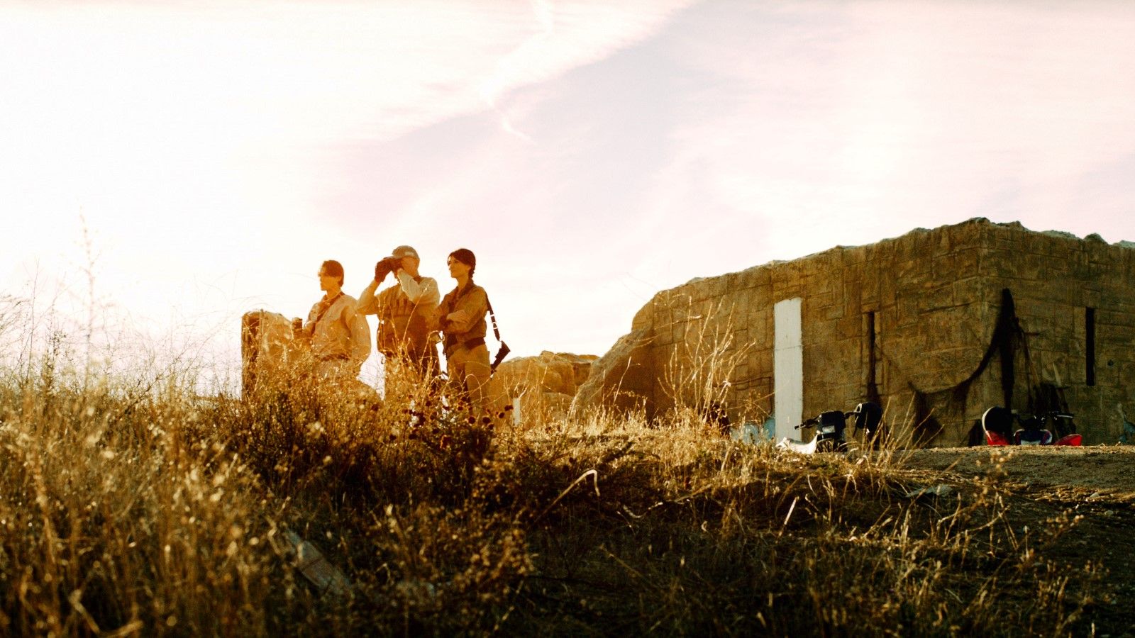 Foto do filme Shadow Wolves - Foto 2 de 6 - AdoroCinema