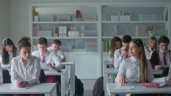 Pôster Elite 2ª temporada - Pôster 99 no 149 - AdoroCinema