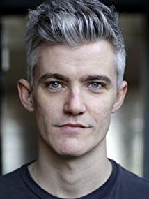 James Groom - AdoroCinema