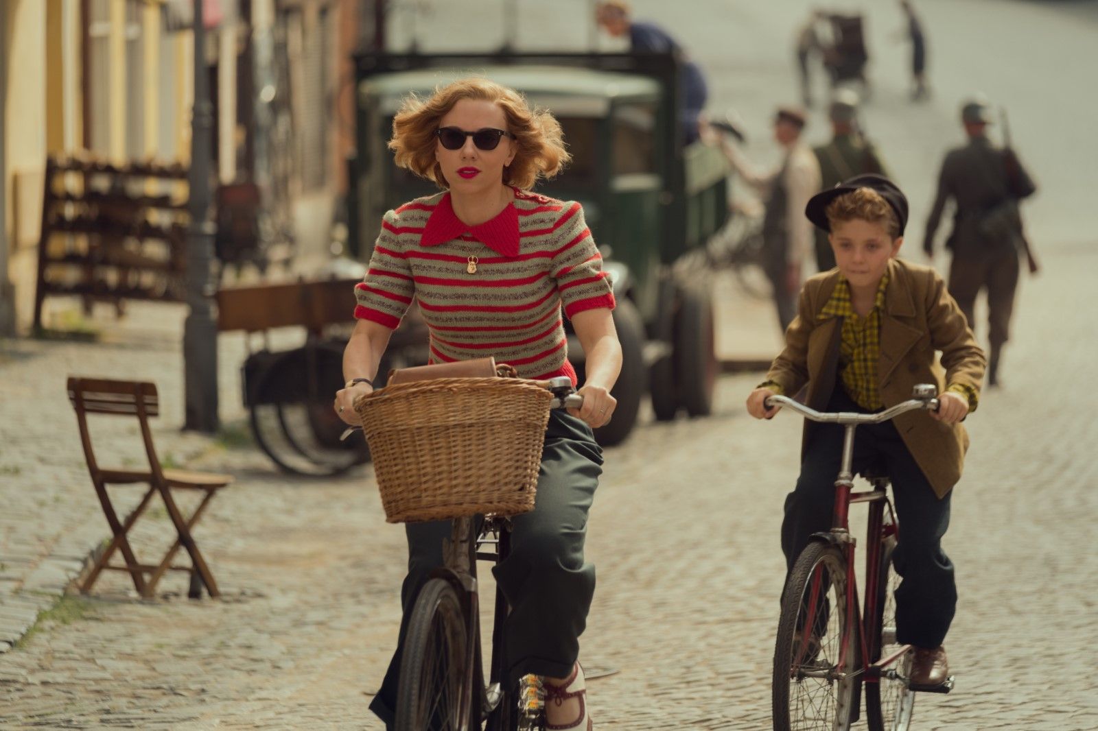 Foto de Roman Griffin Davis - Jojo Rabbit : Fotos Scarlett Johansson ...