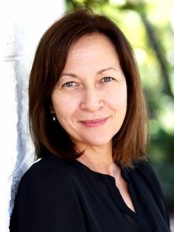 Fiona Bell - AdoroCinema