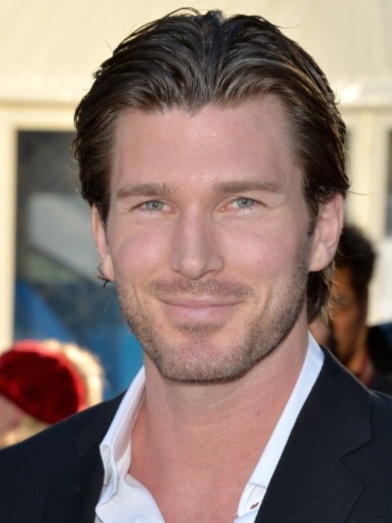 Christopher Russell - AdoroCinema