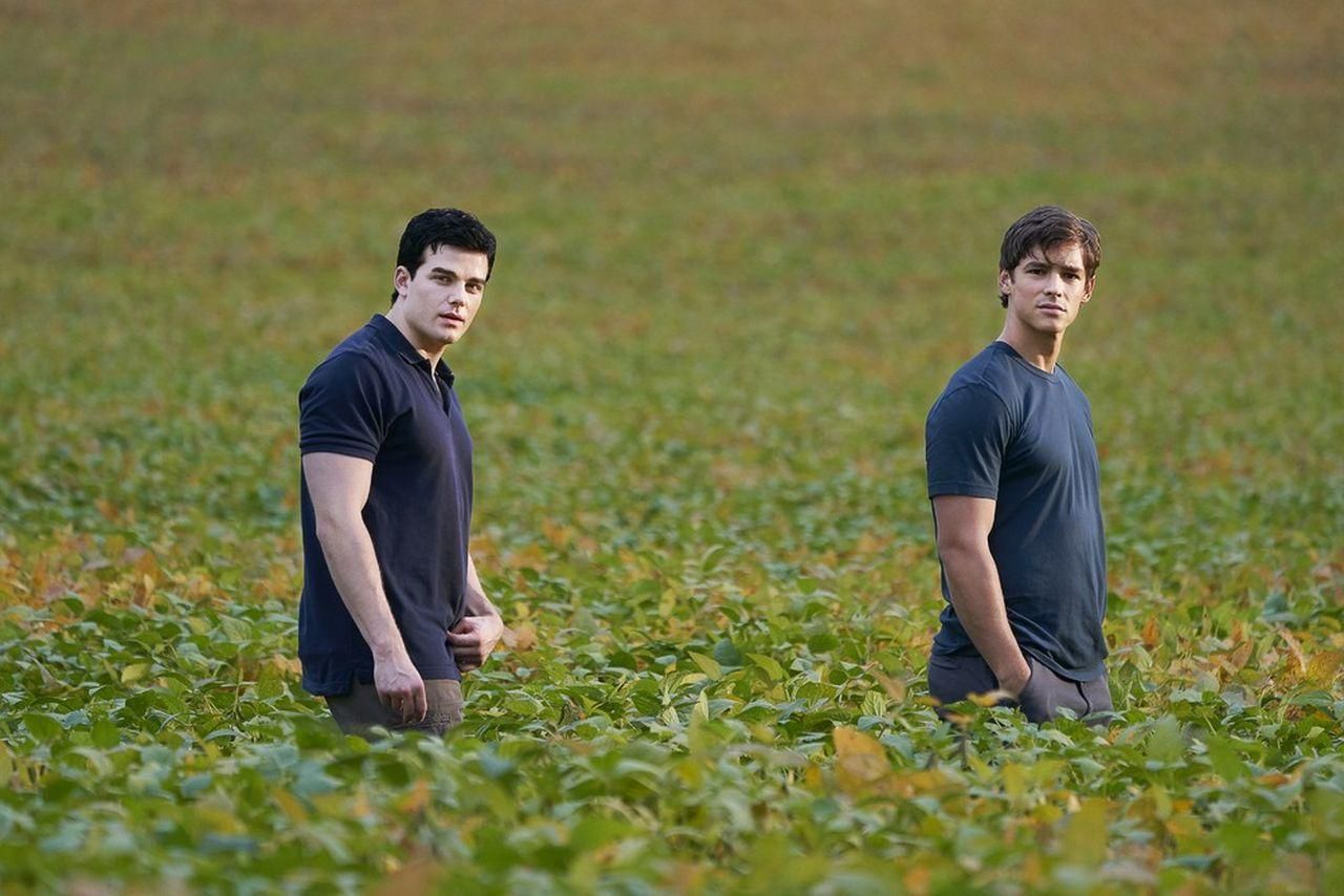 Foto de Joshua Orpin - Fotos Brenton Thwaites, Joshua Orpin - Foto 2 de ...