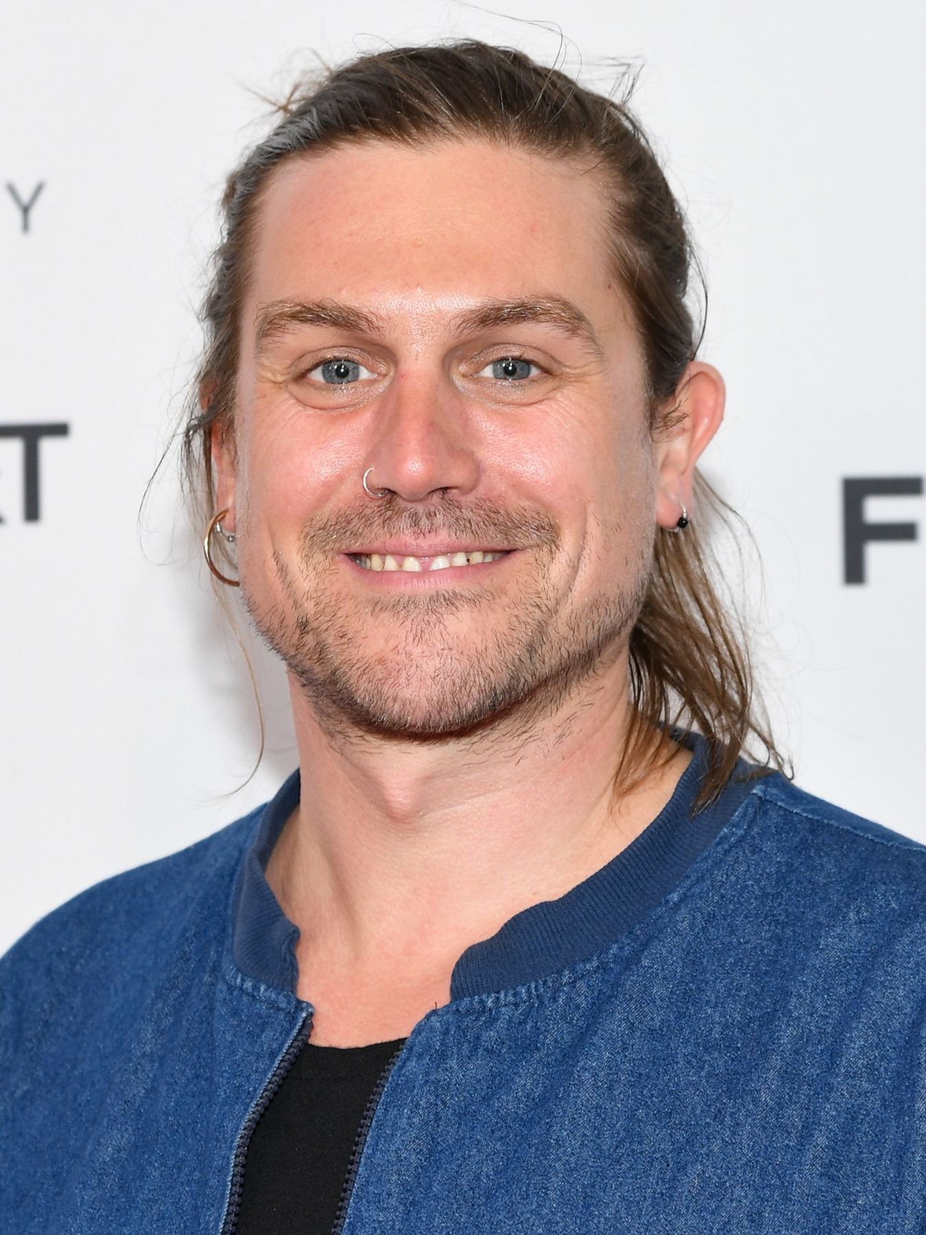 Tim Travers Hawkins - AdoroCinema