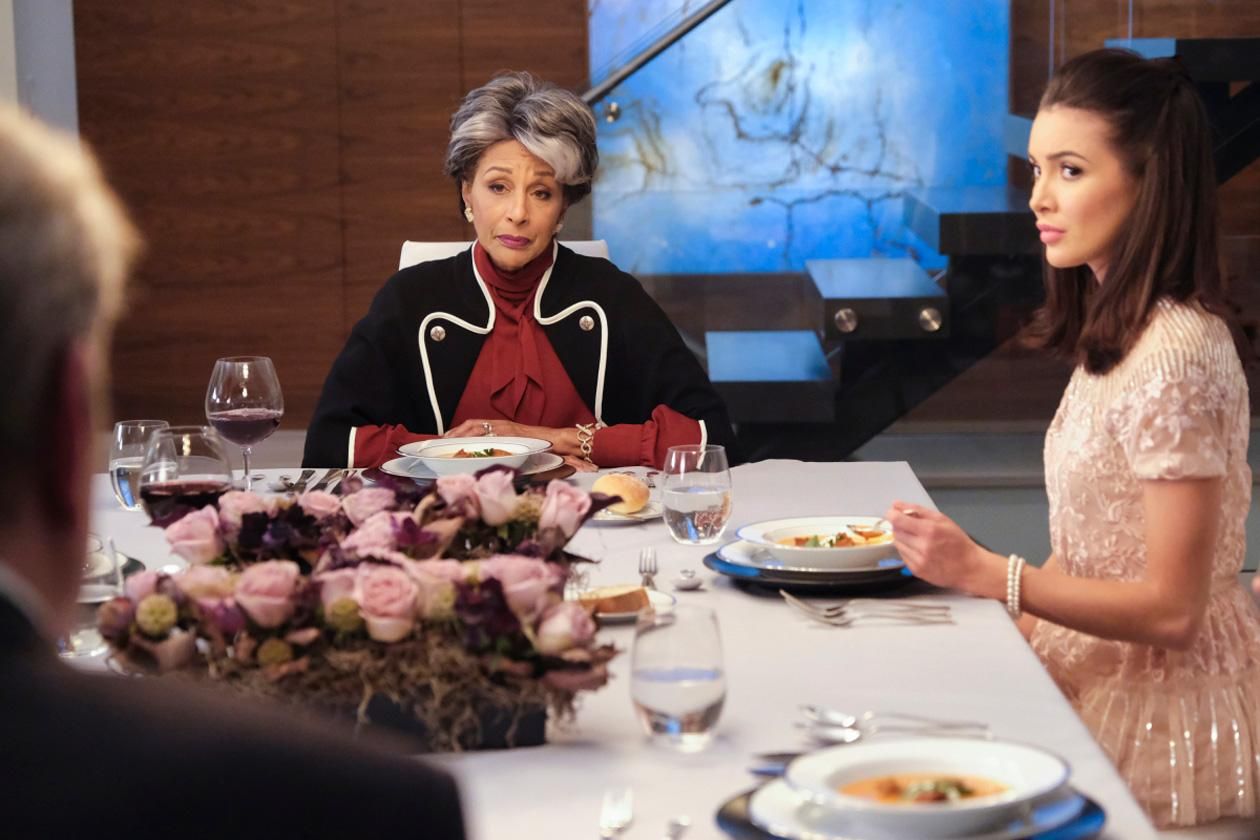 Nancy Drew : Nancy Drew : Fotos Maddison Jaizani - 62 no 111 - AdoroCinema