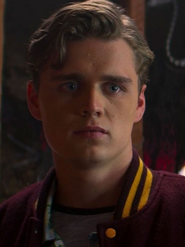 Ty Wood - AdoroCinema